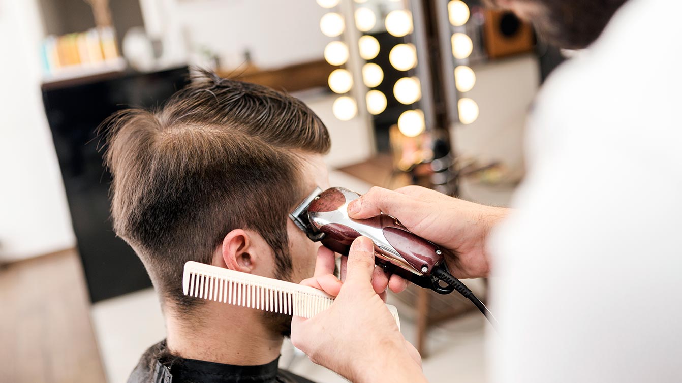 HMP Moorland learner gains barbering qualification | Novus